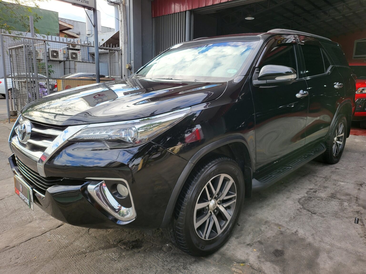2017 Toyota Fortuner 2.4 V Diesel A/T - Used / Secondhand Car For Sale ...