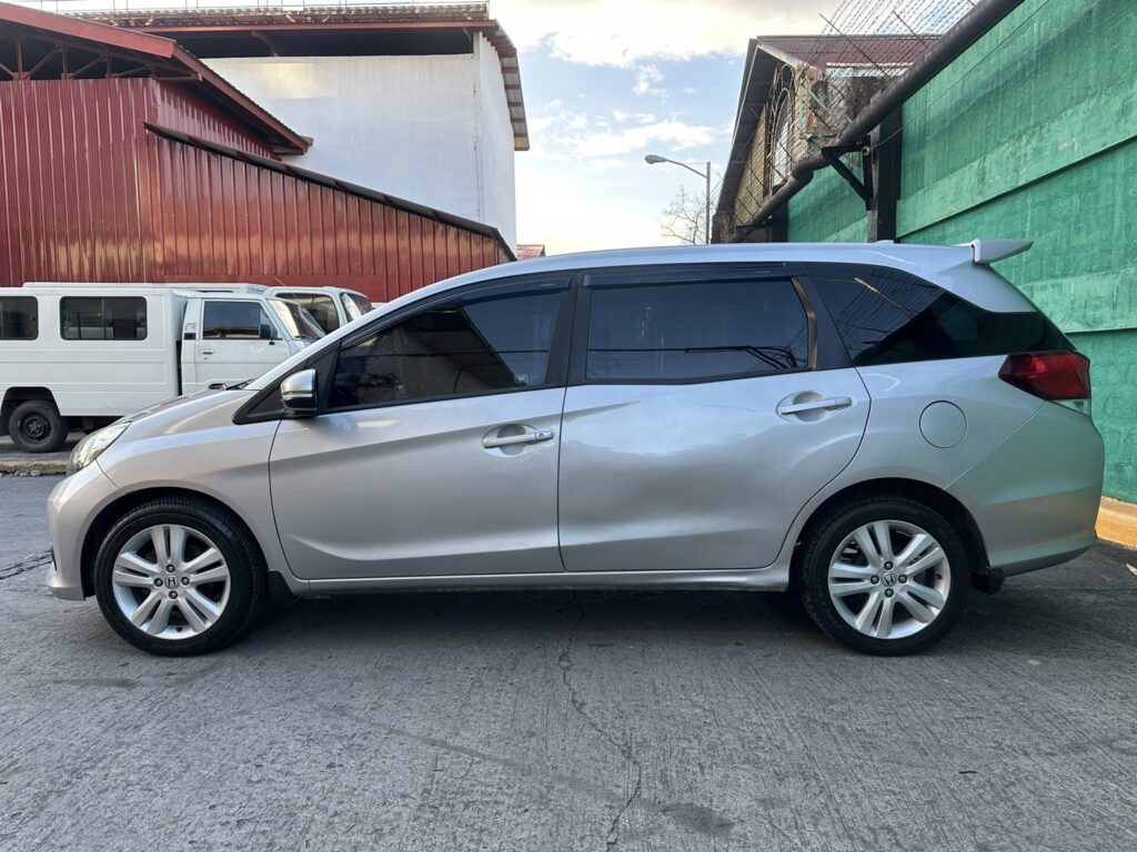 2015 Honda Mobilio 1.5 V 85K KM A/T - Used / Secondhand Car For Sale ...